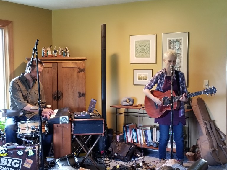 House Concerts | Laura Grace Weldon
